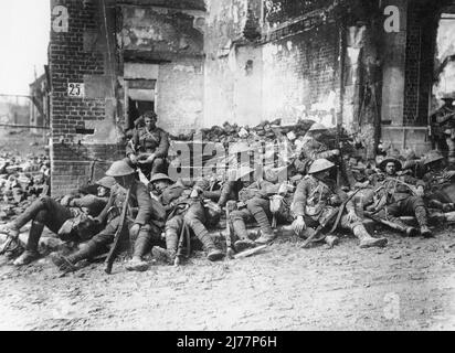 rubble, world war i, péronne, ww1, wwi, world war one Stock Photo - Alamy