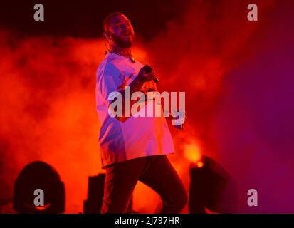 HOLLYWOOD FL - MAY 06: Post Malone performs during the Formula 1 Miami ...