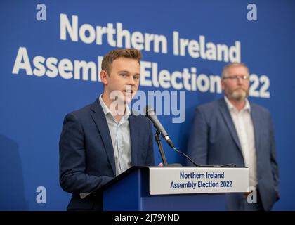 Alliance Party of NI's Eoin Tennyson giving his acceptance speech at ...