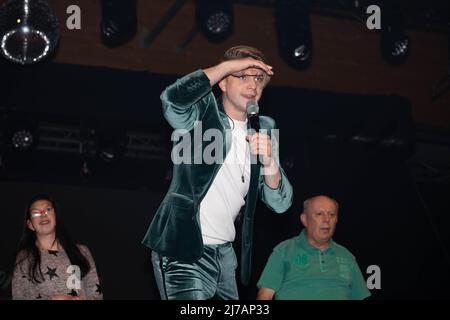 Vincent Gross bei "Die große Schlager-Hitparade" in der Messehalle ...