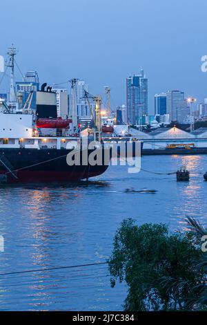Ocean liners at Bangkok shipping container terminal, One of the Asian ...