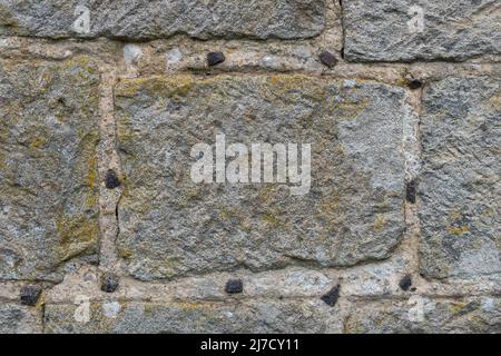 Wall showing galleting (also called garreting or garneting), an ...