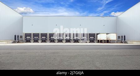 docking stations of a distribution center or a logistics center Stock ...