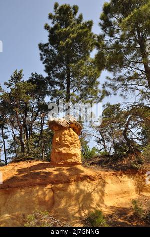 At Rustrel, ochres Stock Photo - Alamy
