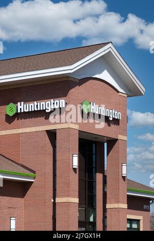 St. Louis Park, MN, USA. 24 January 2026. Residents of Minneapolis ...