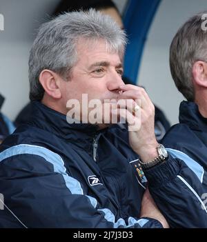 PORTSMOUTH V MANCHESTER CITY KEVIN KEAGAN AND HIS NO. 2 DEREK ...