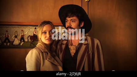 TANKHOUSE, from left: Stephen Friedrich, Tara Holt, Joey Lauren Adams ...