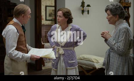 THE FIRST LADY, from left: Gillian Anderson as Eleanor Roosevelt, Clea ...