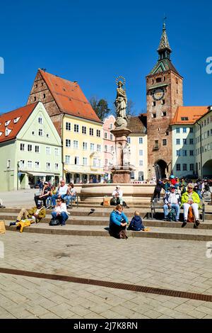 Hauptplatz, Landsberg am Lech, Bavaria, Germany. Gateway and old ...