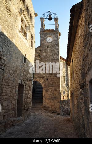 Castle of Lacoste medieval village in the Luberon known for its castle ...