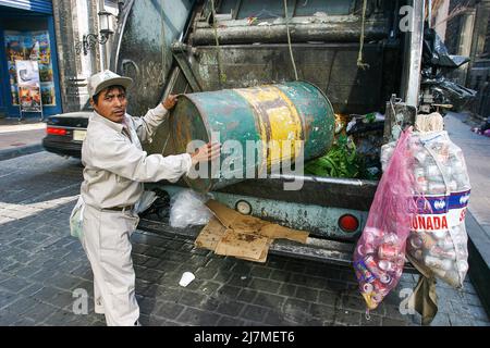Mexico - men are collecting garbage in the center of Mexico-City Stock ...