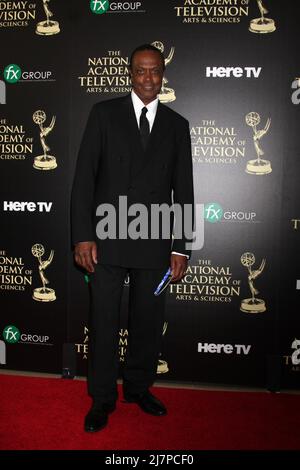 LOS ANGELES - JUN 22: Nathan Purdee at the 2014 Daytime Emmy Awards ...