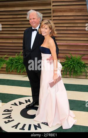 Anna Scott, Graydon Carter - 7 March 2010 - Los Angeles, California ...