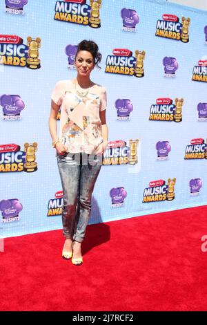 LOS ANGELES - APR 26: Genevieve Goings at the 2014 Radio Disney Music ...