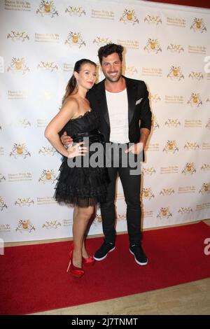 LOS ANGELES - SEP 10: Elena Grinenko, Maksim Chmerkovskiy at the Dance ...