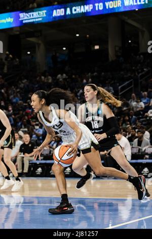 Rebekah Gardner #7 and the New York Liberty take on the Atlanta Dream ...