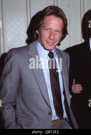 Peter Strauss Circa 1980's. Credit: Ralph Dominguez/MediaPunch Stock ...