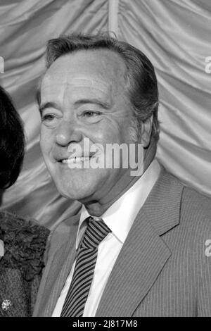 Jack Lemmon 1983 Credit: Ralph Dominguez/MediaPunch Stock Photo - Alamy
