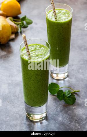 Green pear and watercress smoothie Stock Photo - Alamy