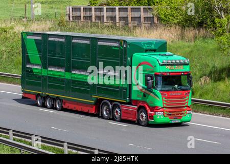 Paul Kidd Farm Animal Transport Plowman Trailer; Scania R 520 tractor ...