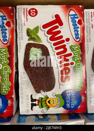 Grovetown, Ga USA - 11 13 21: Flood lights on a wall in a retail store ...