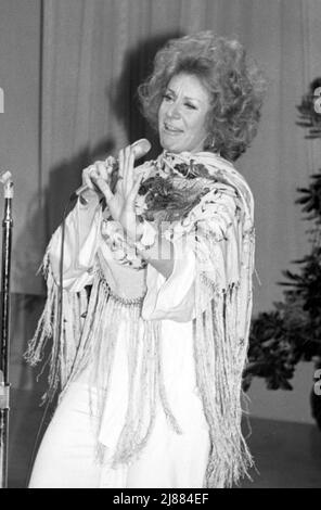 Kaye Stevens at the 2nd Annual United High Blood Pressure Foundation ...