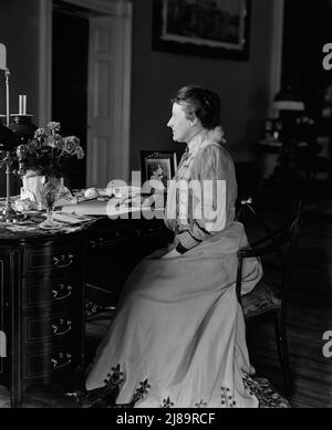 Edith Carow Roosevelt, second wife of President Theodore Roosevelt ...