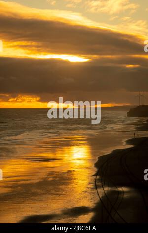Sunset at Waverly Beach, South Taranaki, North Island, New Zealand ...