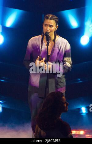 The portuguese singer Maro performs live in Brussels | La chanteuse ...
