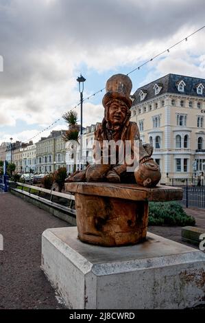 Alice In Wonderland inspired Mad Hatter and March Hare statues and ...