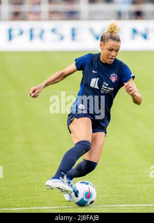 Washington Spirit forward Trinity Rodman (2) misses a shot at goal ...