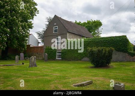 Village and churchyard in Breaston Derbyshire, UK Stock Photo - Alamy