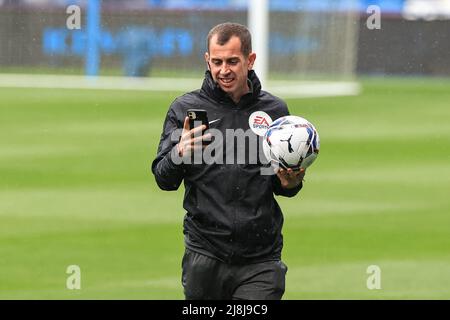 Referee Peter Bankes arrives at the John Smiths Stadium Stock Photo - Alamy