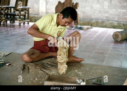 Ida Bagus Made Gallery woodcarvers in Bali, Indonesia 1985 Stock Photo ...
