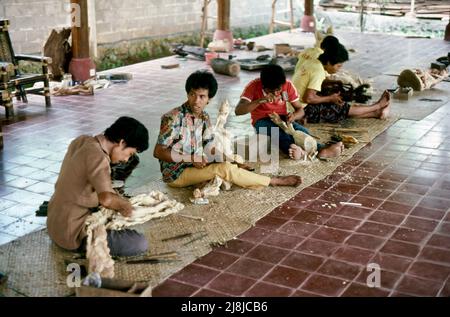 Ida Bagus Made Gallery woodcarvers Bali, Indonesia 1985 Stock Photo - Alamy