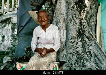 Old smiling woman in Yogakarta on Java island, Indonesia 1984 Stock ...
