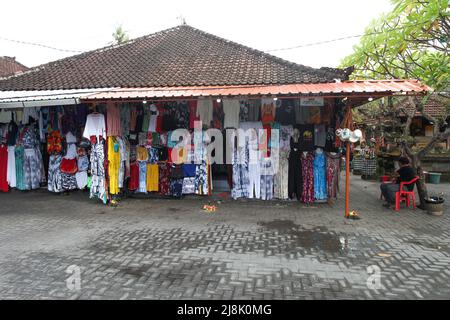 View of Legian Art Market on Melasti Street in Legian, Bali, Indonesia ...