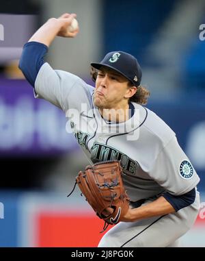 Seattle Mariners starting pitcher Logan Gilbert throws against the ...