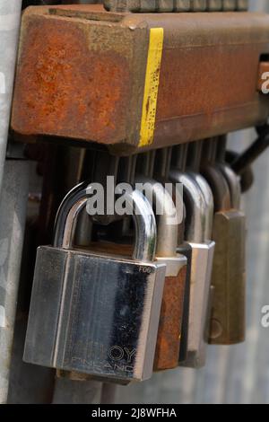 High security, 7 x padlocks, paranoia, how many locks, bridge padlocks ...