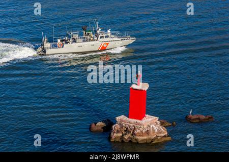 Channel marker, Port of Mazatlan, Sinaloa, Mexico Stock Photo - Alamy