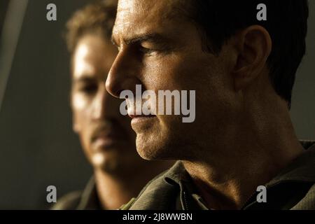 TOP GUN: MAVERICK, (aka TOP GUN 2), from left: Jennifer Connelly, Tom ...