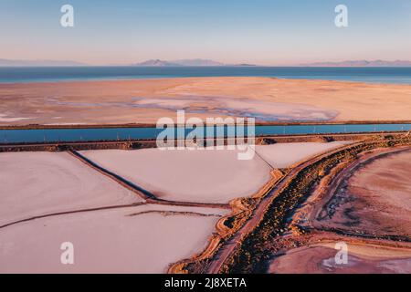 Pink Salt Lake Utah, aerial Stock Photo - Alamy