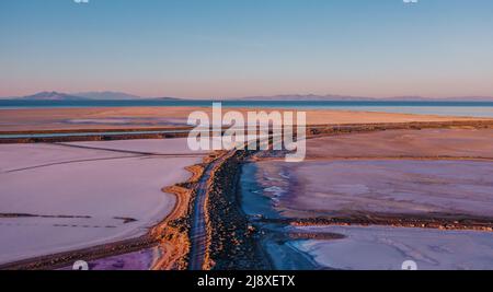 Pink Salt Lake Utah, aerial Stock Photo - Alamy