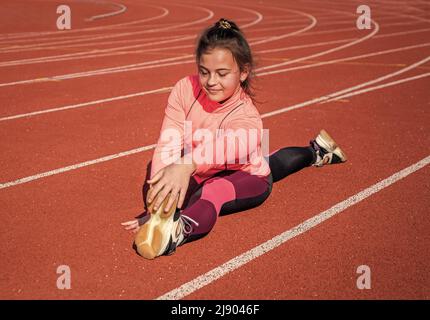 Splits exercise routine. Flexible kid do splits. Leg stretch ...