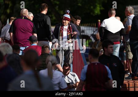 Birmingham, England, 19th May 2022. Nick Pope of Burnley during the ...
