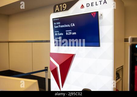 Boston, USA. 20th May, 2022. Boston, MA May 20th: Delta gate agents ...