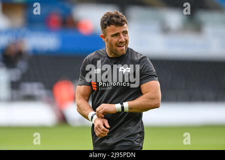 Luke Morgan of Ospreys during pre match warm up Stock Photo - Alamy