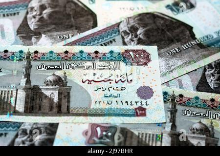 Obverse and reverse of 100 LE one hundred Egyptian pounds money ...