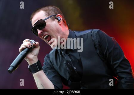 Jeff Gutt, lead singer of the Stone Temple Pilots performs at Rockin ...