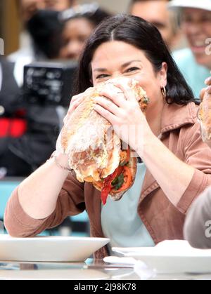 May 20, 2022. Samantha Ramsdell on the set of Access Hollywood to talk ...